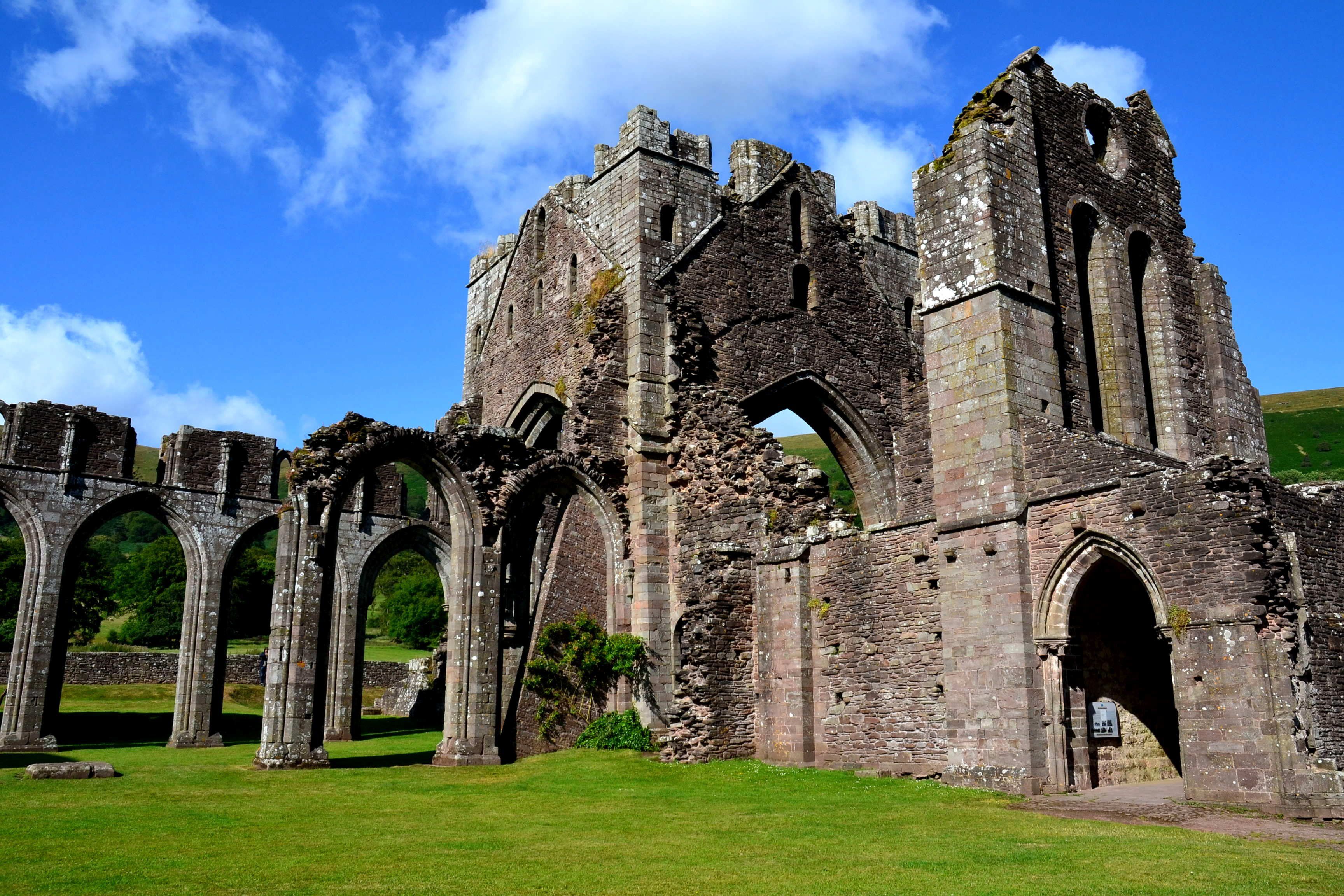 Everything you need to know- Guide to the Brecon Beacons | Forest Holidays